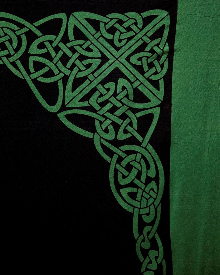Green Celtic Triquetra Knot Tapestry | The World Tree
