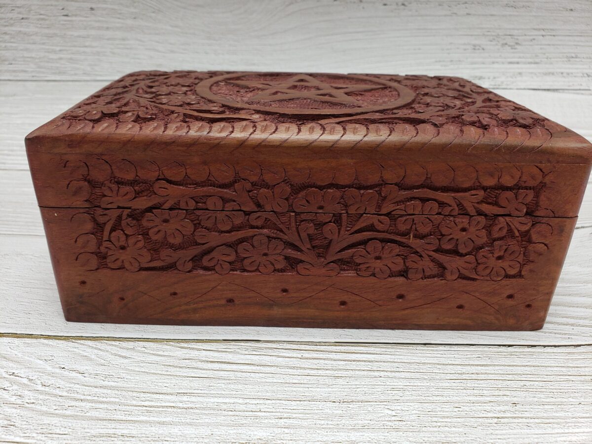 Pentacle Star Wood Celtic Box Set | The World Tree