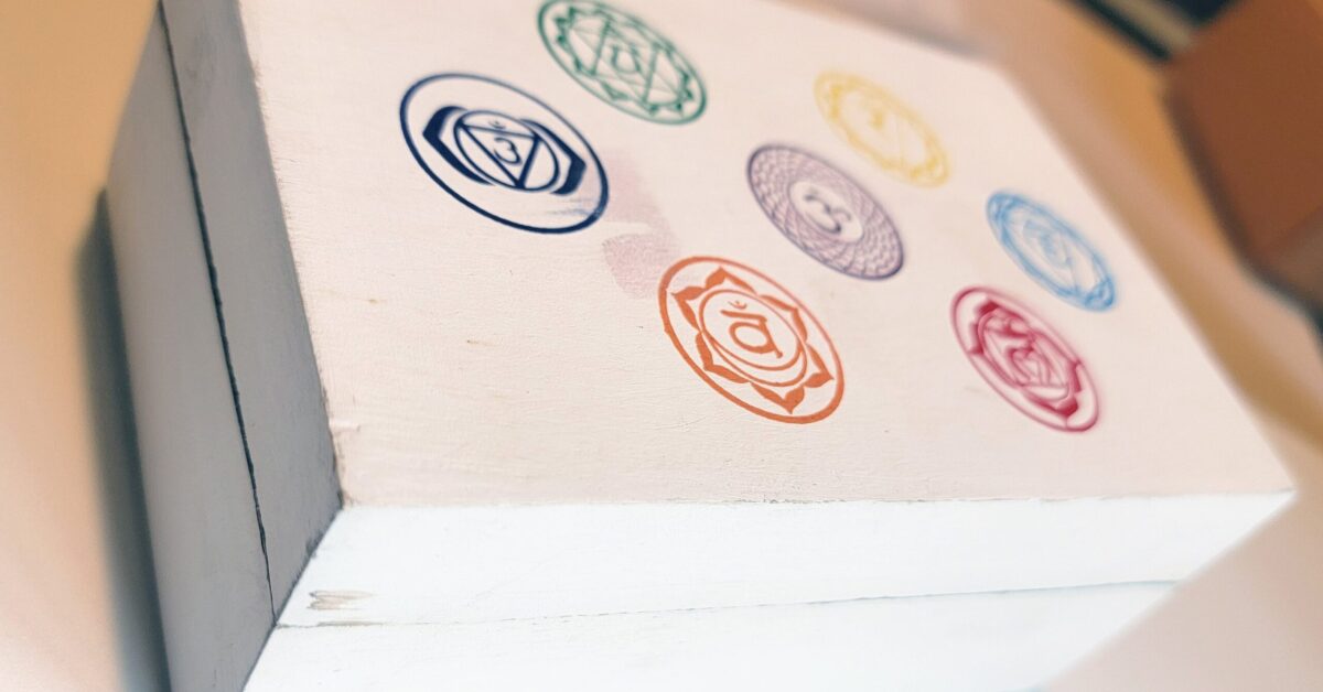 Misfit White 7 Chakra Wood Celtic Box | The World Tree